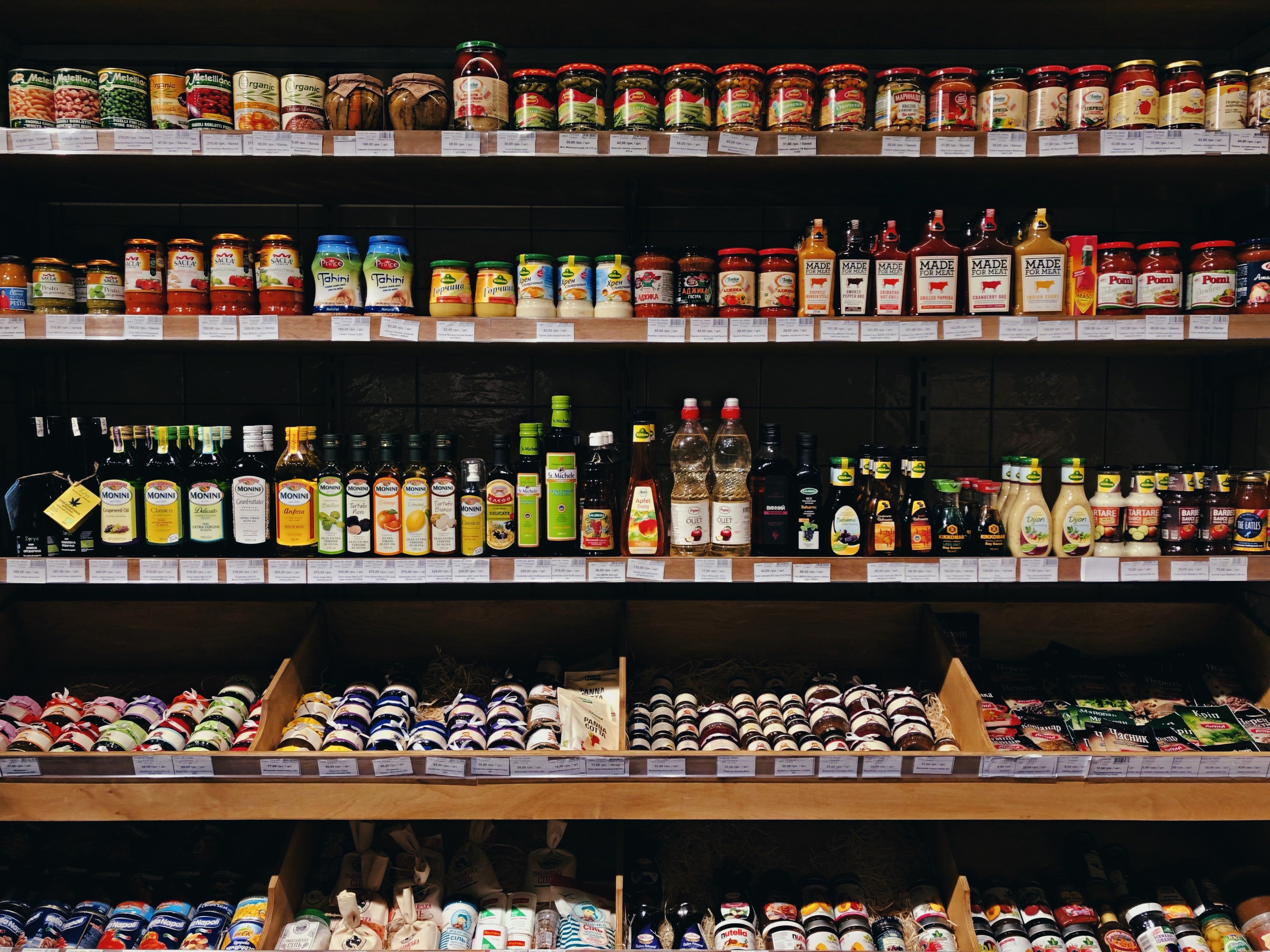 Endless Aisles: How grocers enhance the in-store shopping experience